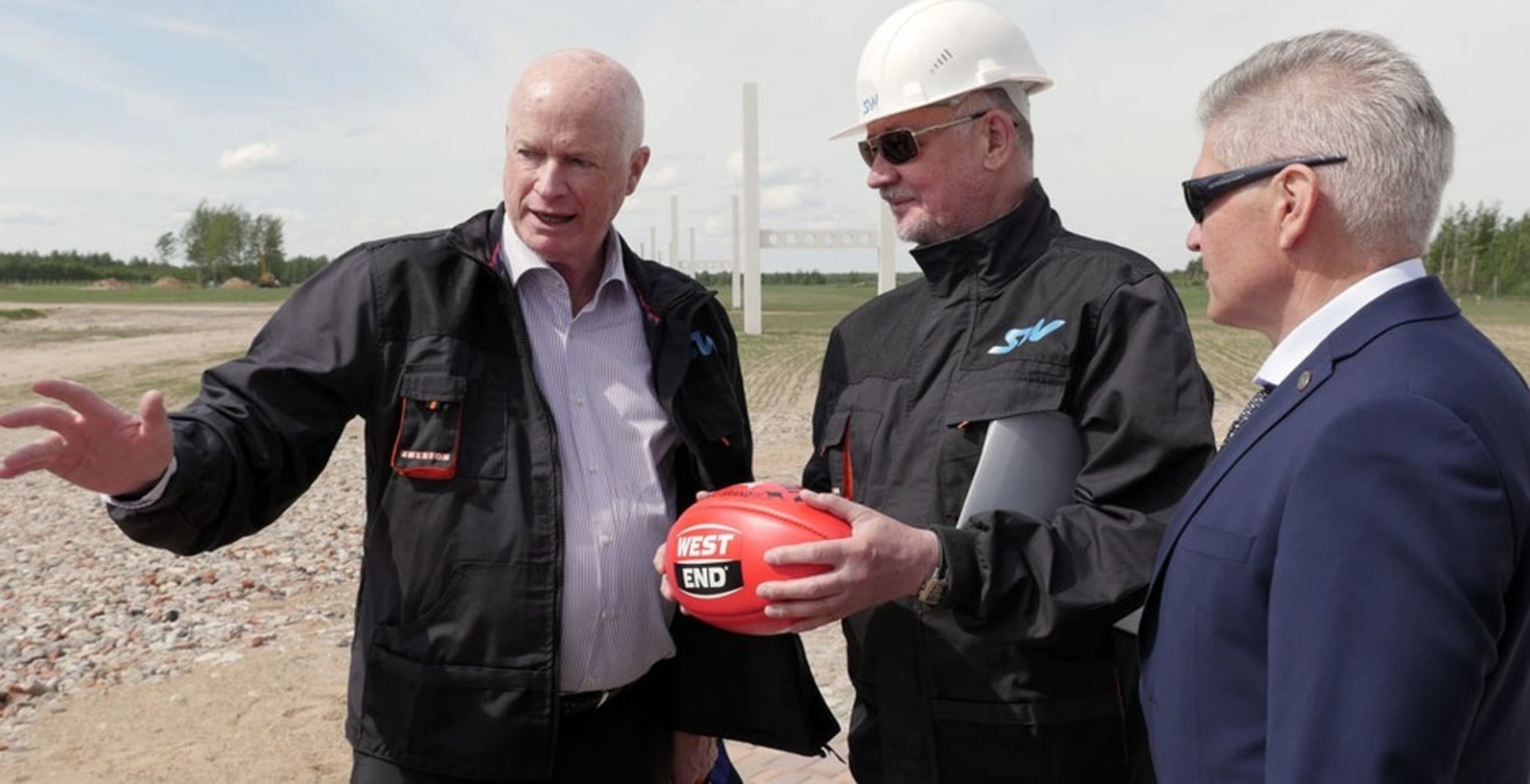 SWC | Perspectives of String Transport